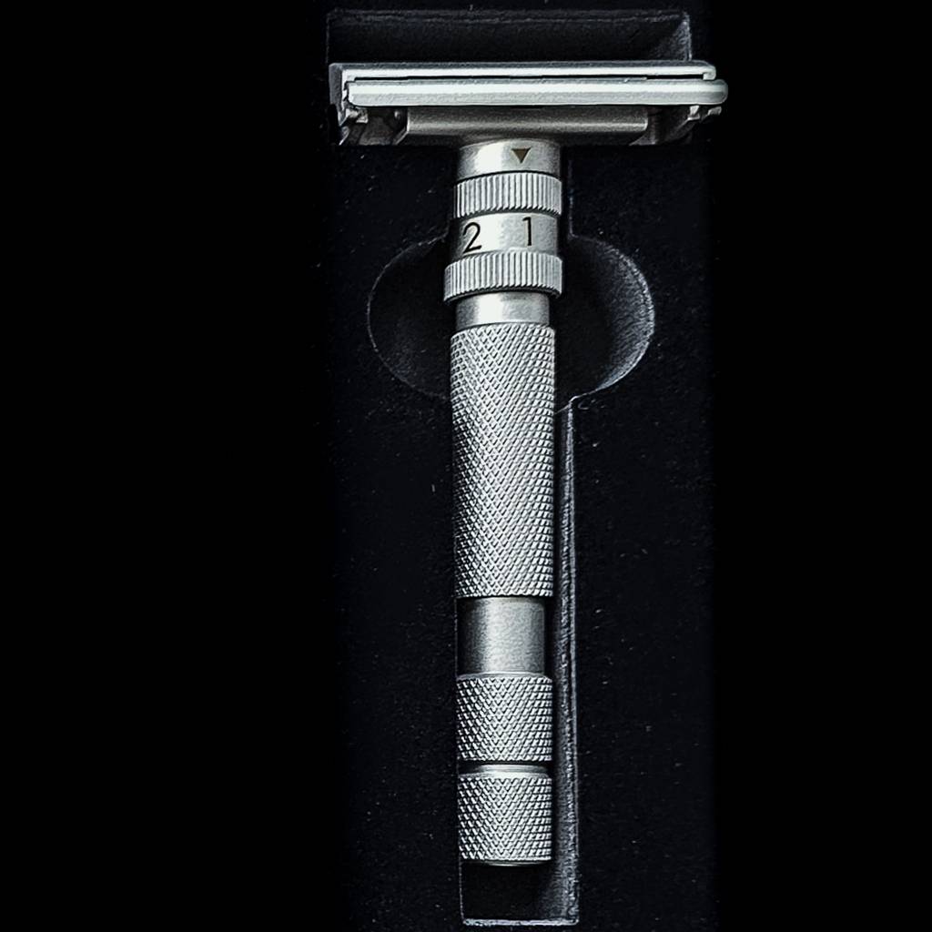 Rockwell T2 Stainless Steel with Leather Pouch & Blades From Canada