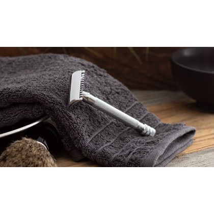 Merkur 25C Open Comb Long Handle Double Edge Safety Razor